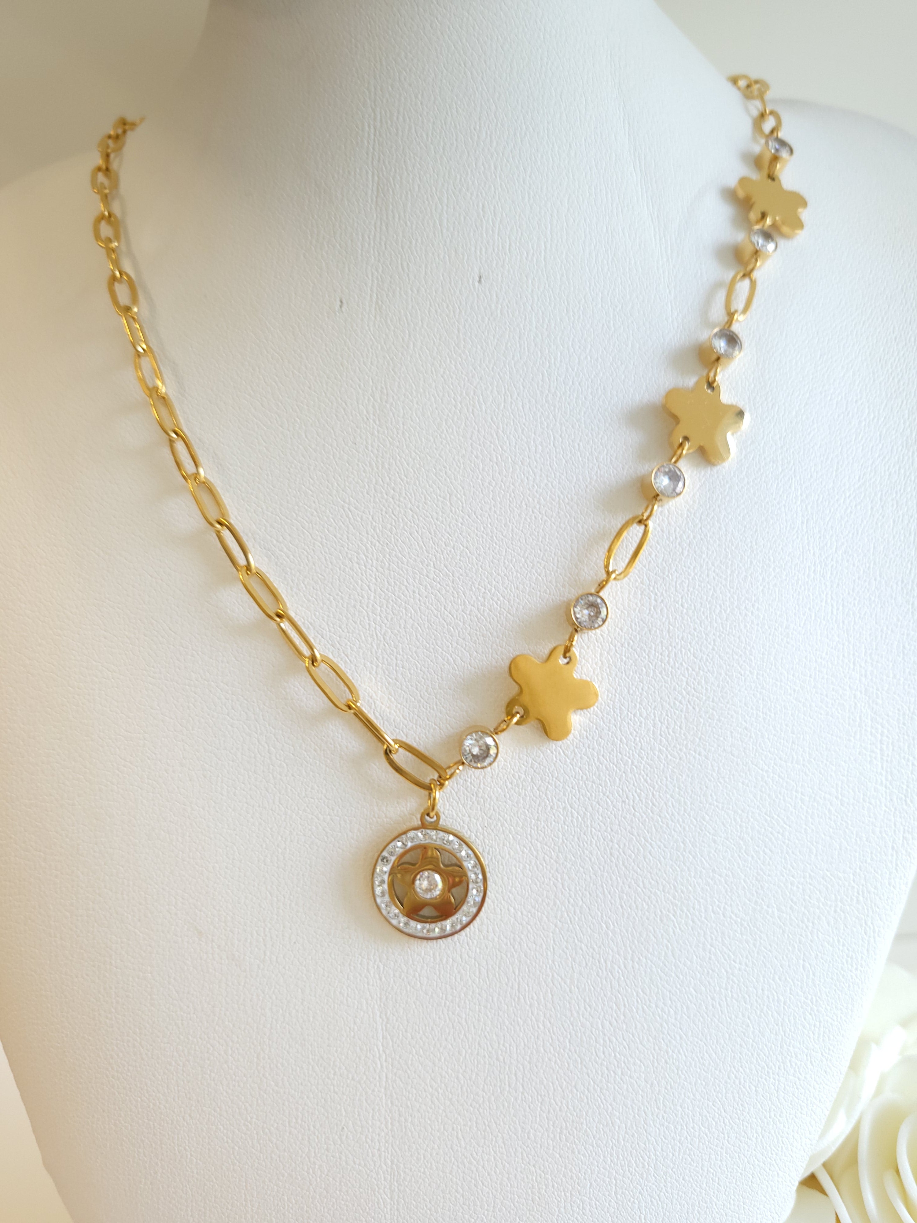 Collier Flowers – Farah.one