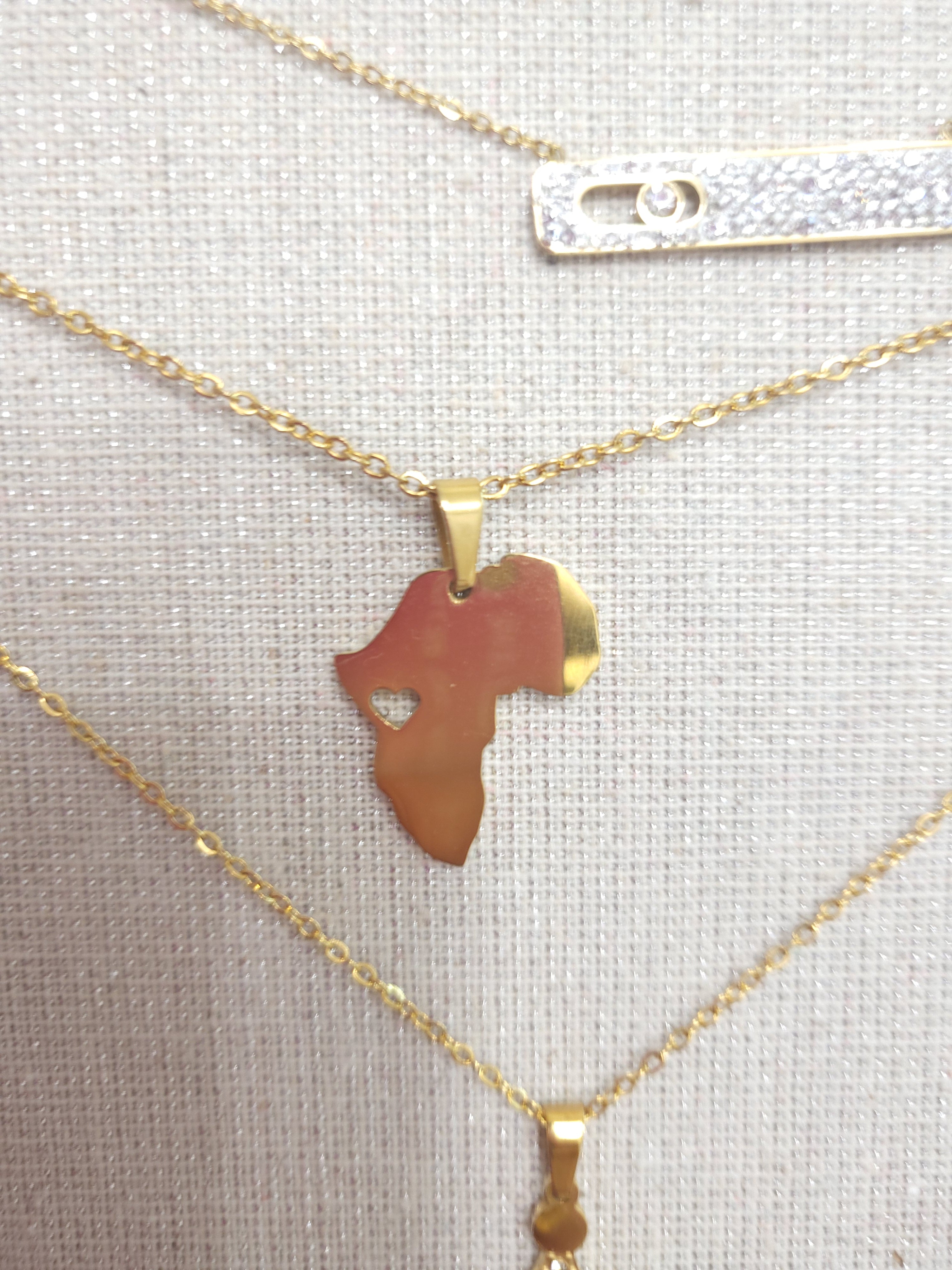 Collier Africa – Farah.one